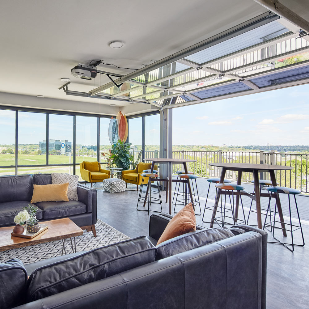 Centerline Apartments - Holland Basham Architects